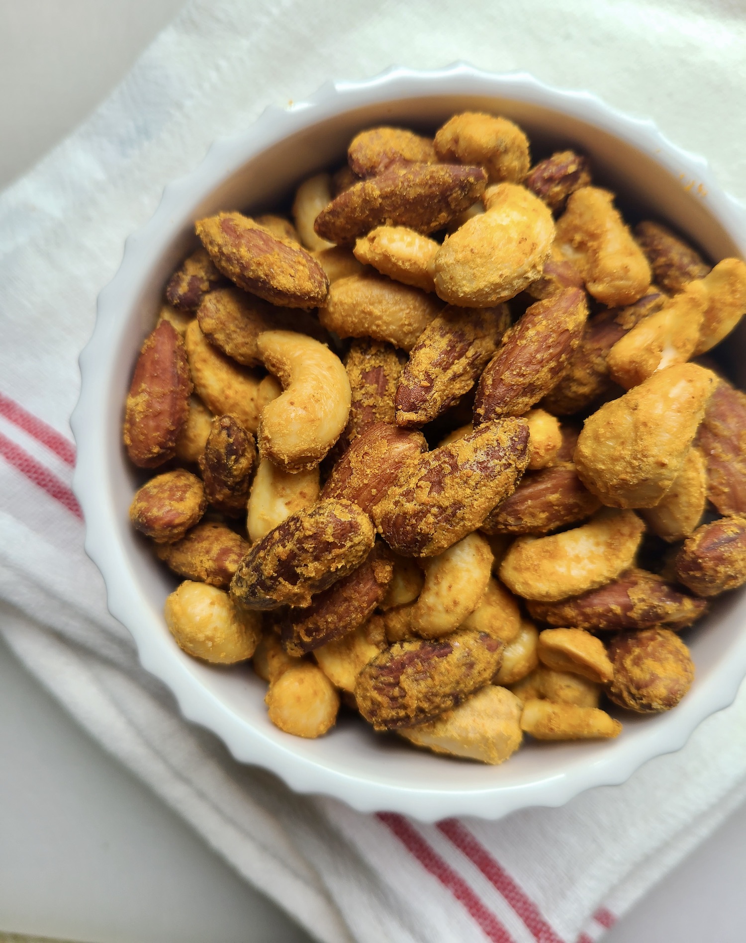 Buffalo Flavored Nuts - Ugly Vegan Kitchen
